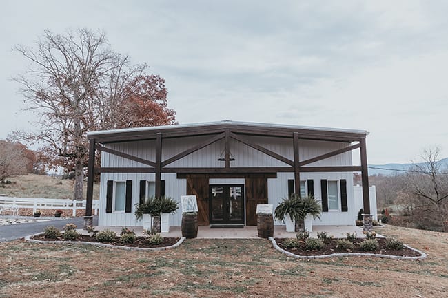 Wedding at Greenwood Oaks Farm and Venue TN Fall 2021